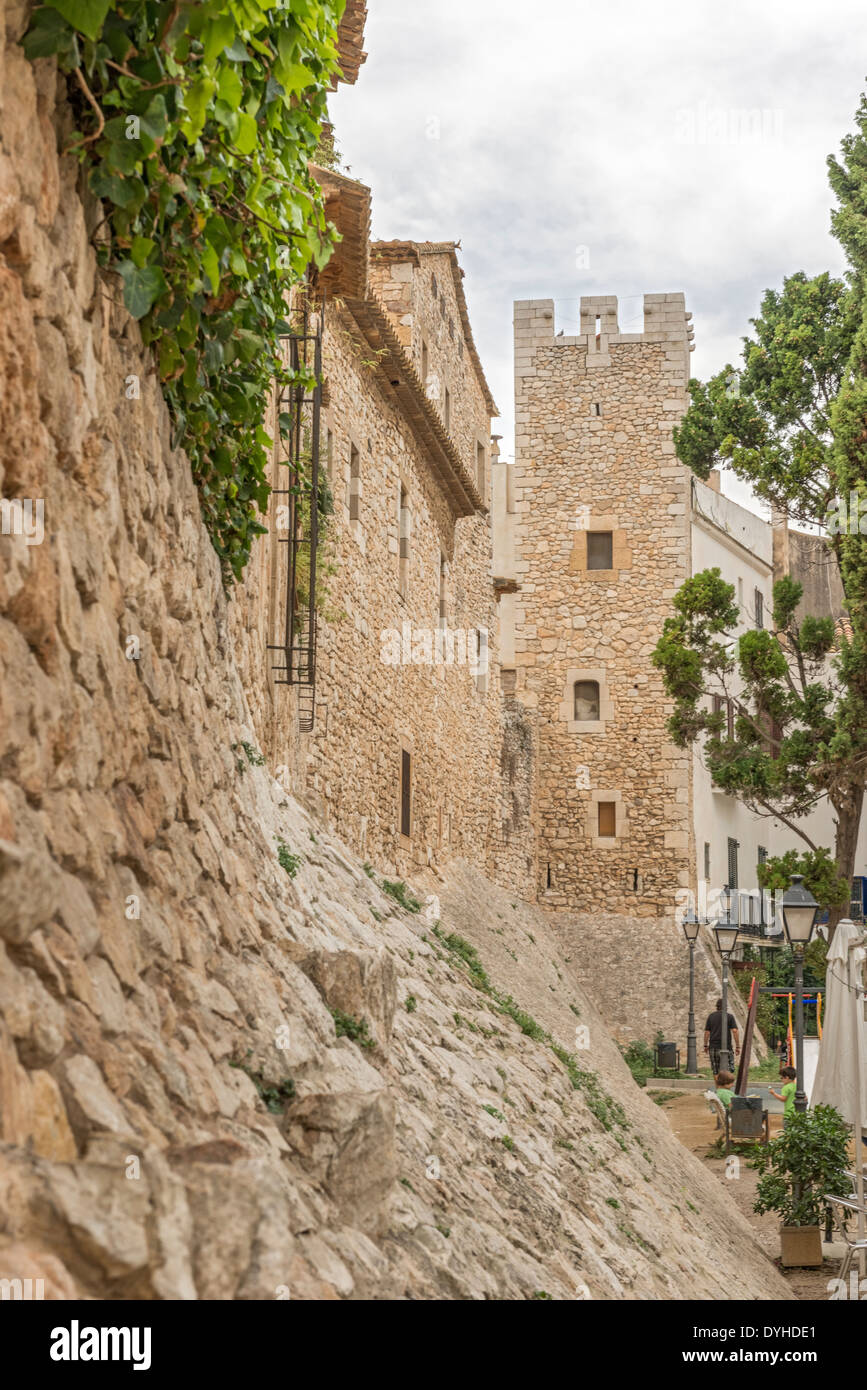 Old medieval houses hi-res stock photography and images - Alamy