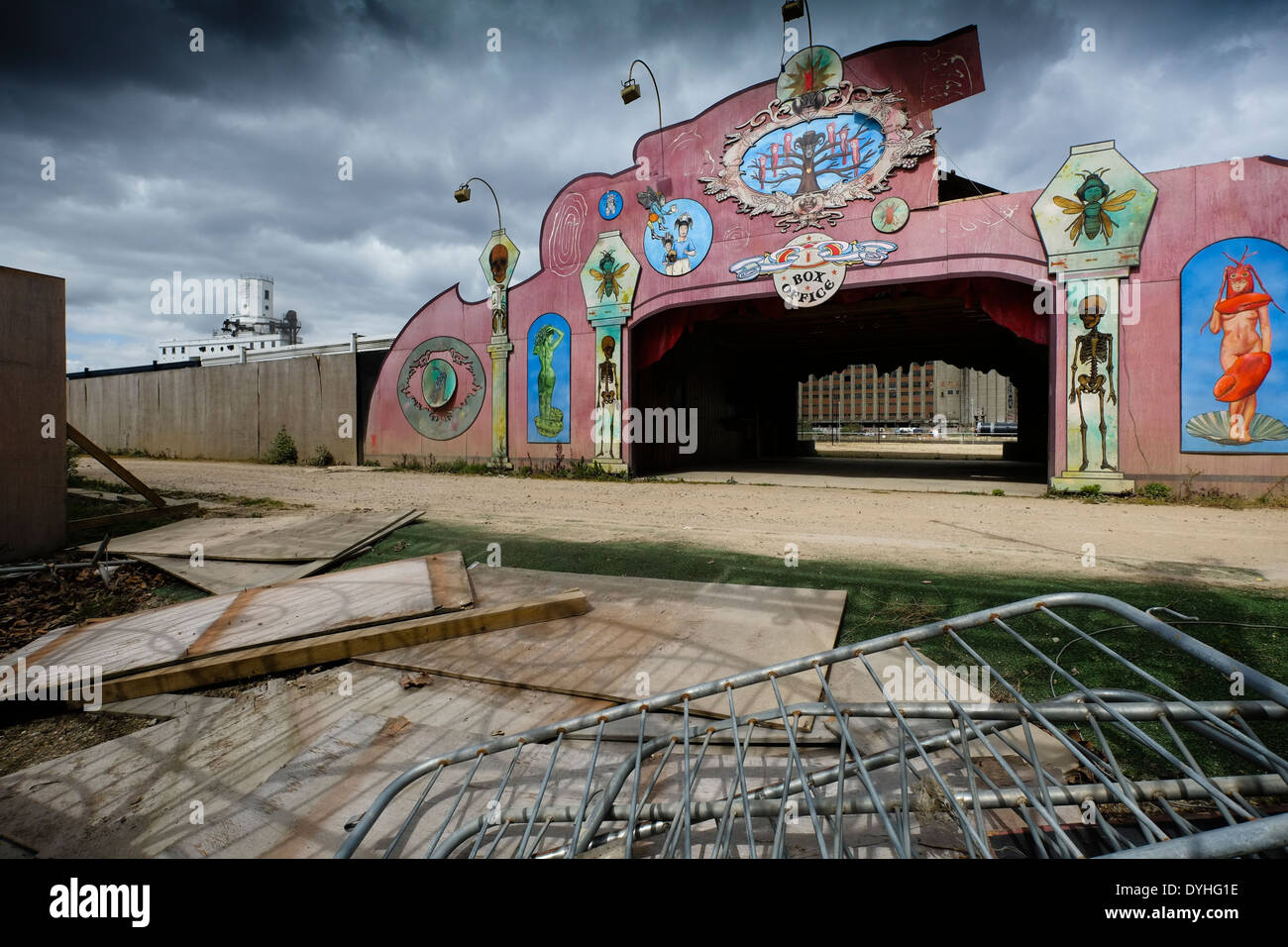 Derelict funfair decay hi-res stock photography and images - Alamy