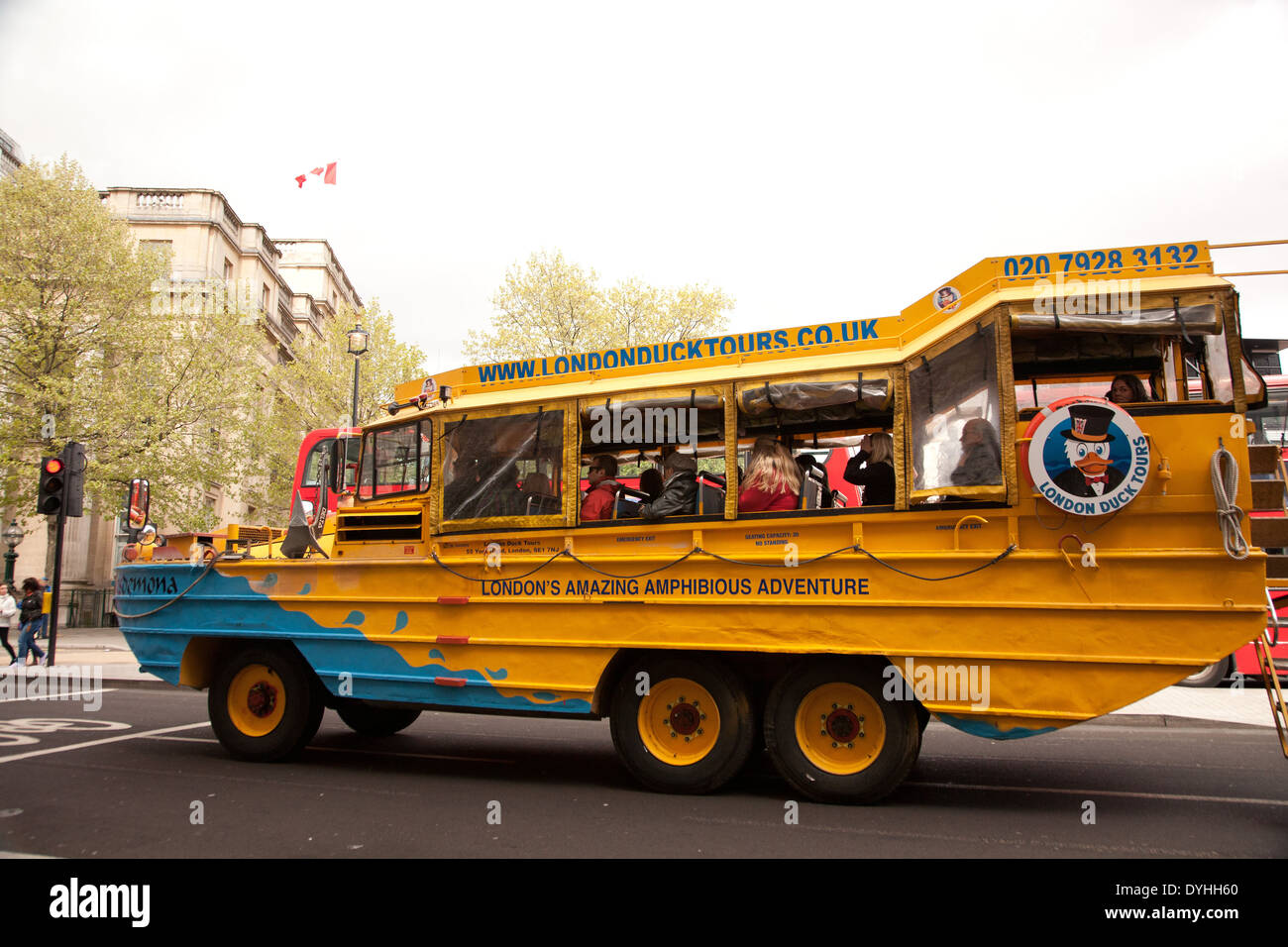 Boat bus vehicle hi-res stock photography and images - Alamy
