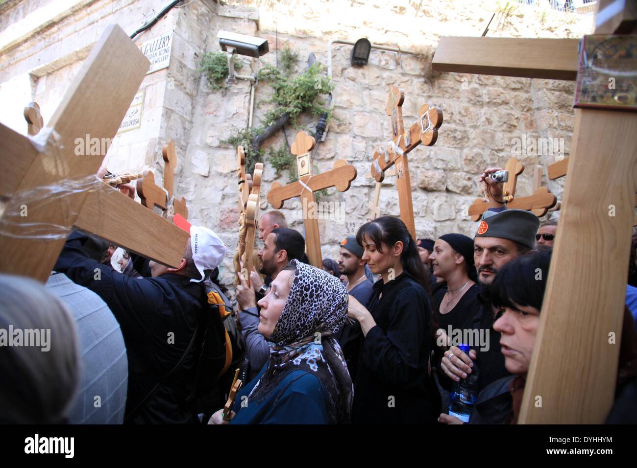 Jerusalem, Jerusalem, Palestine. 18th Apr, 2014. Christian Orthodox ...