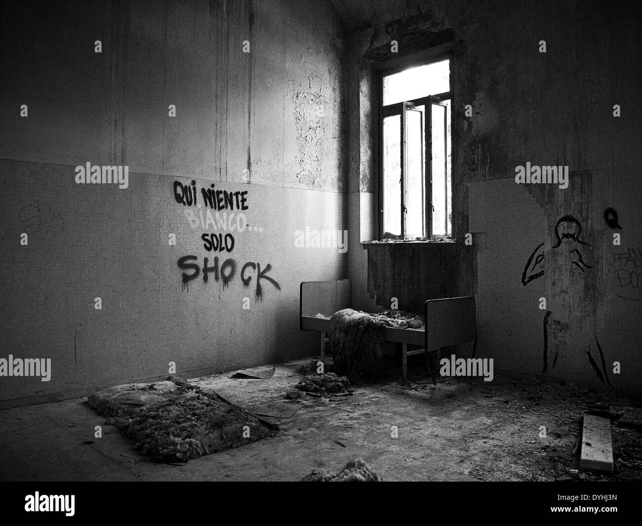 Mental asylum hi-res stock photography and images - Alamy