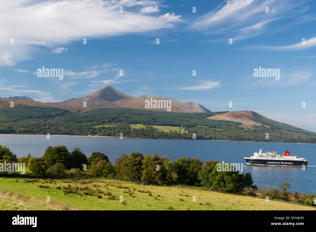 brodick ardrossan ferry enters brodick bay isle of arran Stock Photo ...