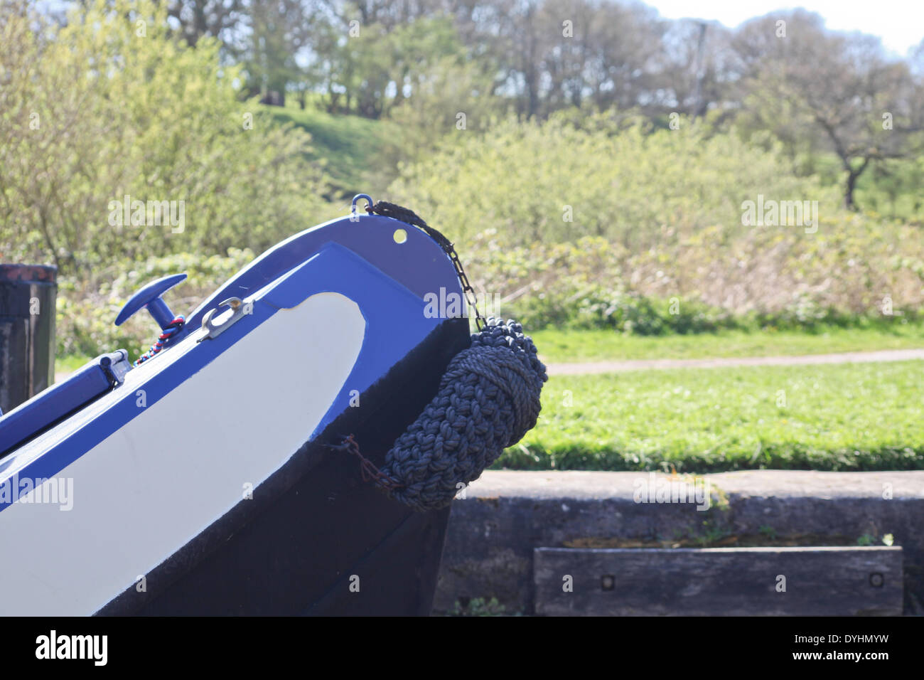 Chorley, Lancashire, Uk. 18th March 2014. Canal Barge grounded on lock ...