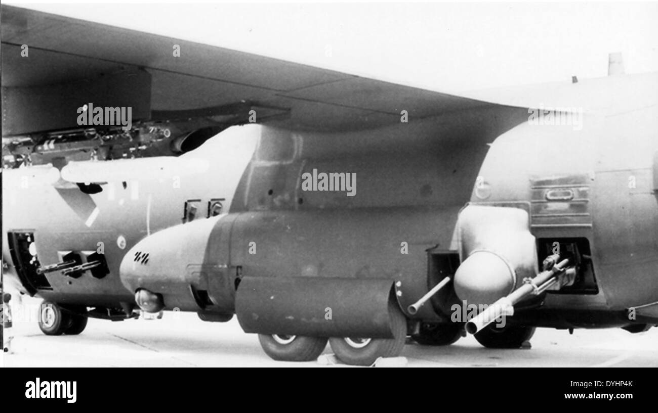 Lockheed ac 130 details via mutza hi-res stock photography and images ...