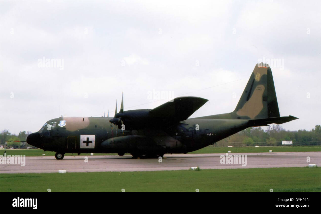 Ac 130a hi-res stock photography and images - Alamy