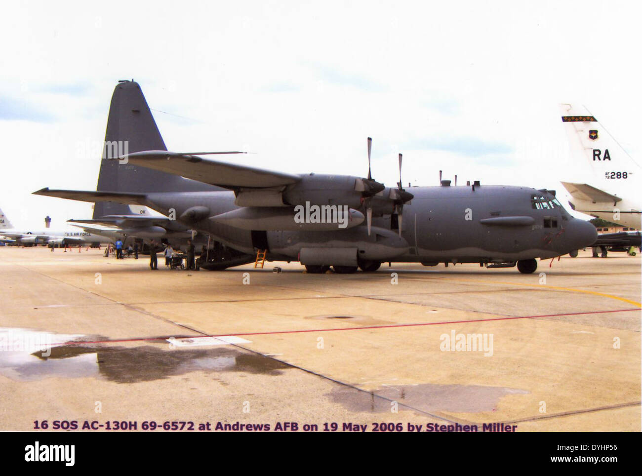 Lockheedac130h hi-res stock photography and images - Alamy