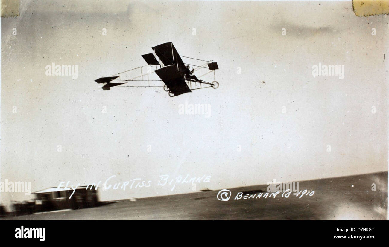 Warren Eaton's photograph captures the early days of aviation with a ...