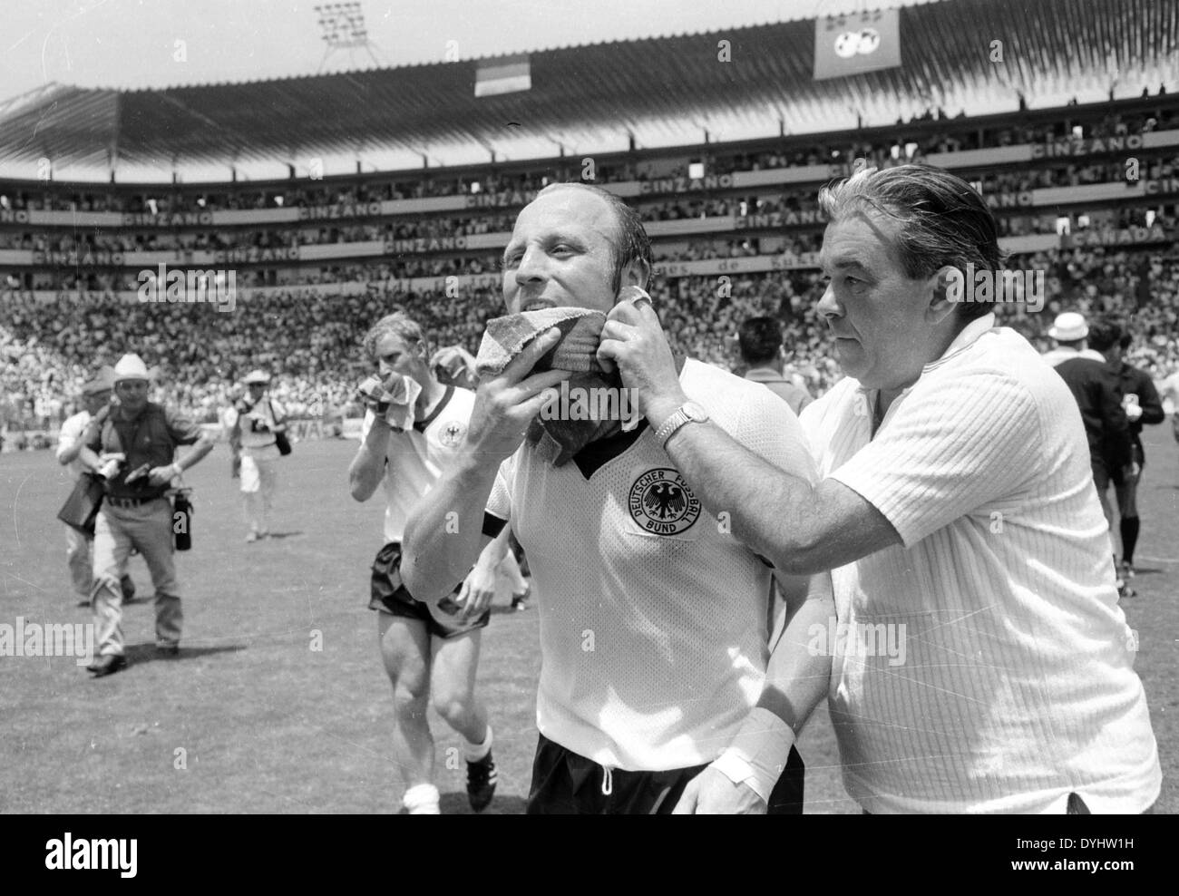World cup 1970 hi-res stock photography and images - Alamy
