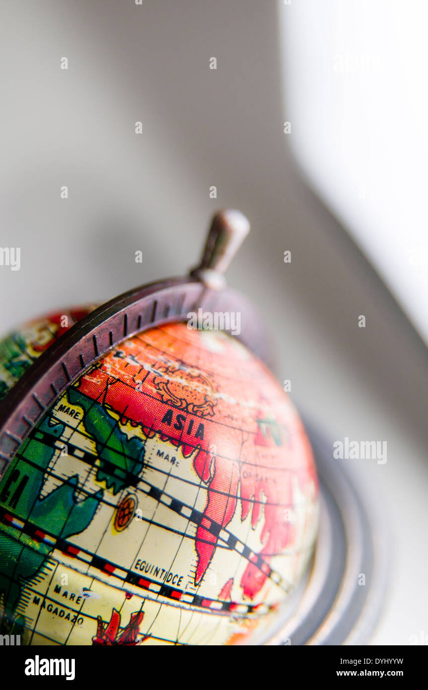 Asia globe world hi-res stock photography and images - Alamy