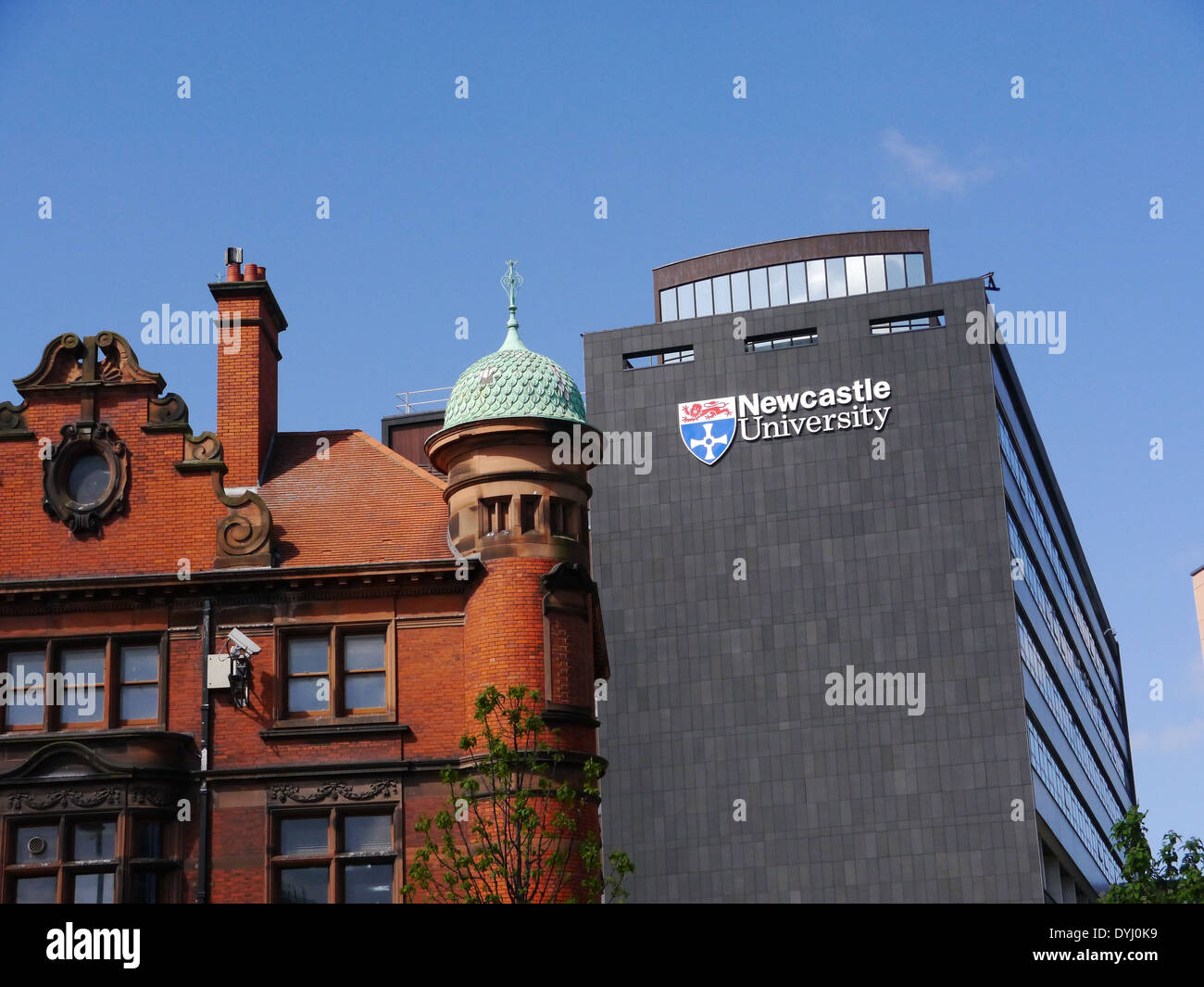 University building hi-res stock photography and images - Alamy