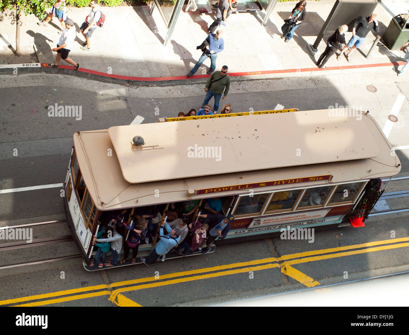 Powell hyde cable car san francisco hi-res stock photography and images ...