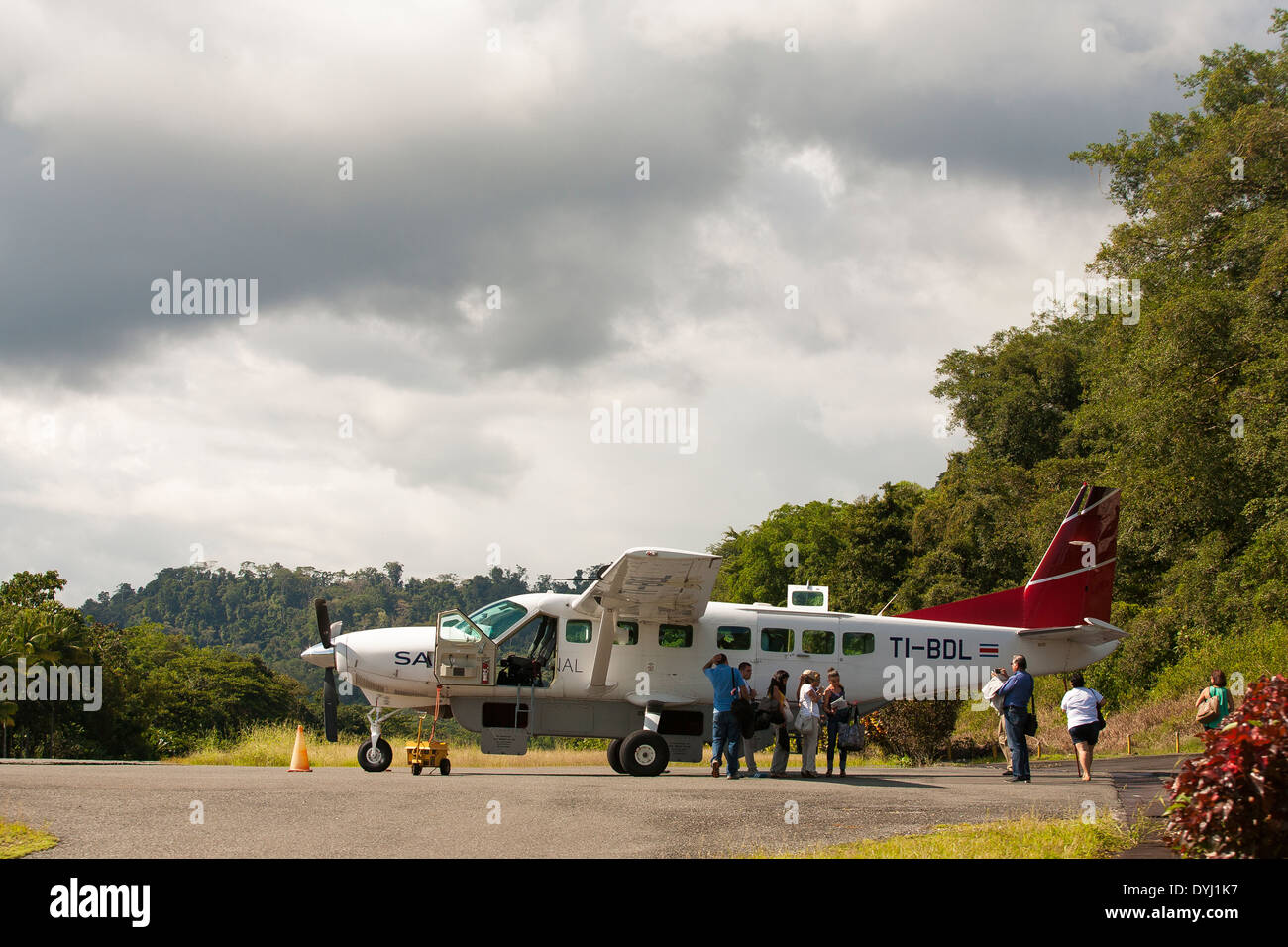 Sansa hi-res stock photography and images - Alamy