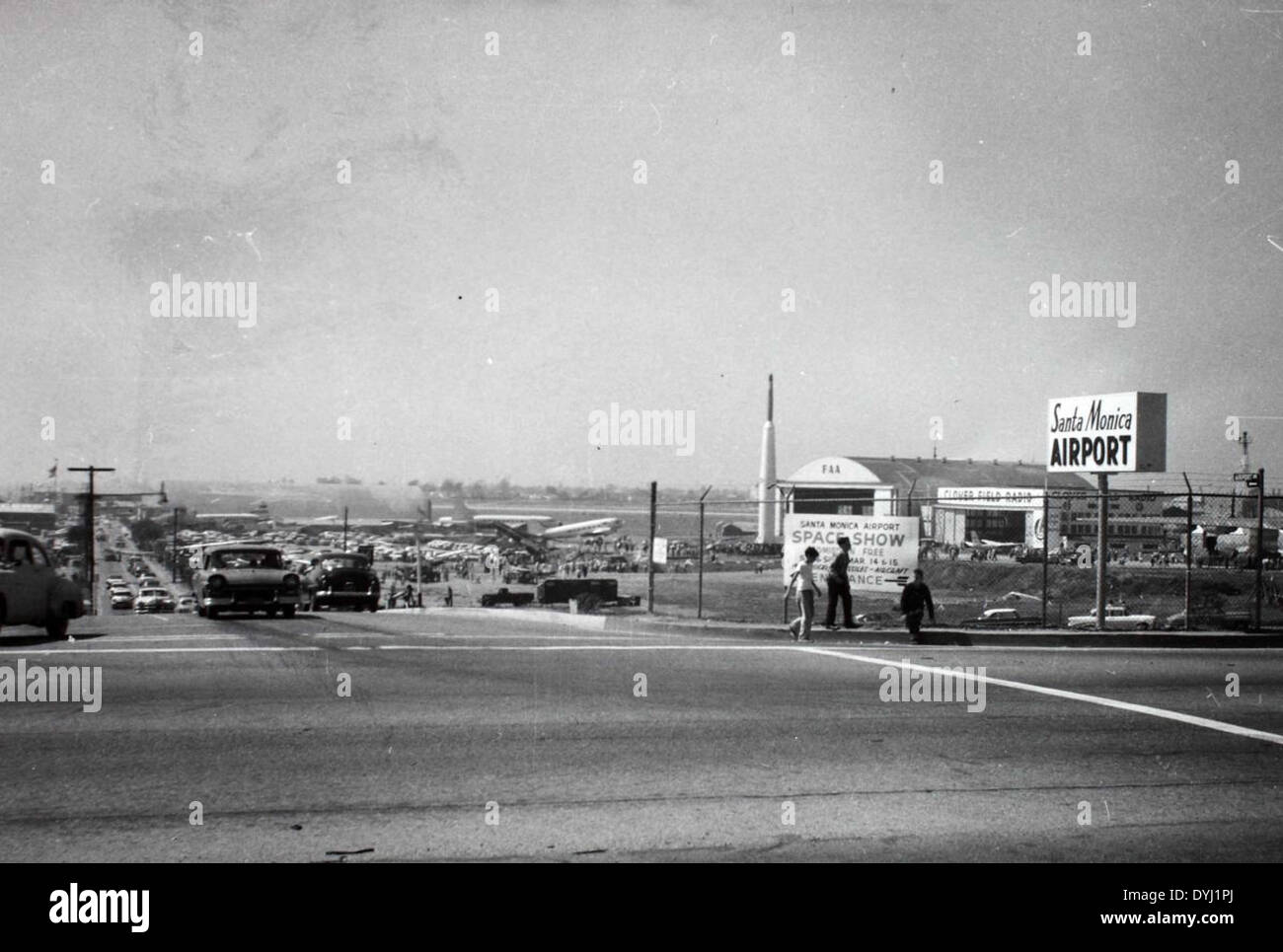 Airplane flown Black and White Stock Photos & Images - Alamy