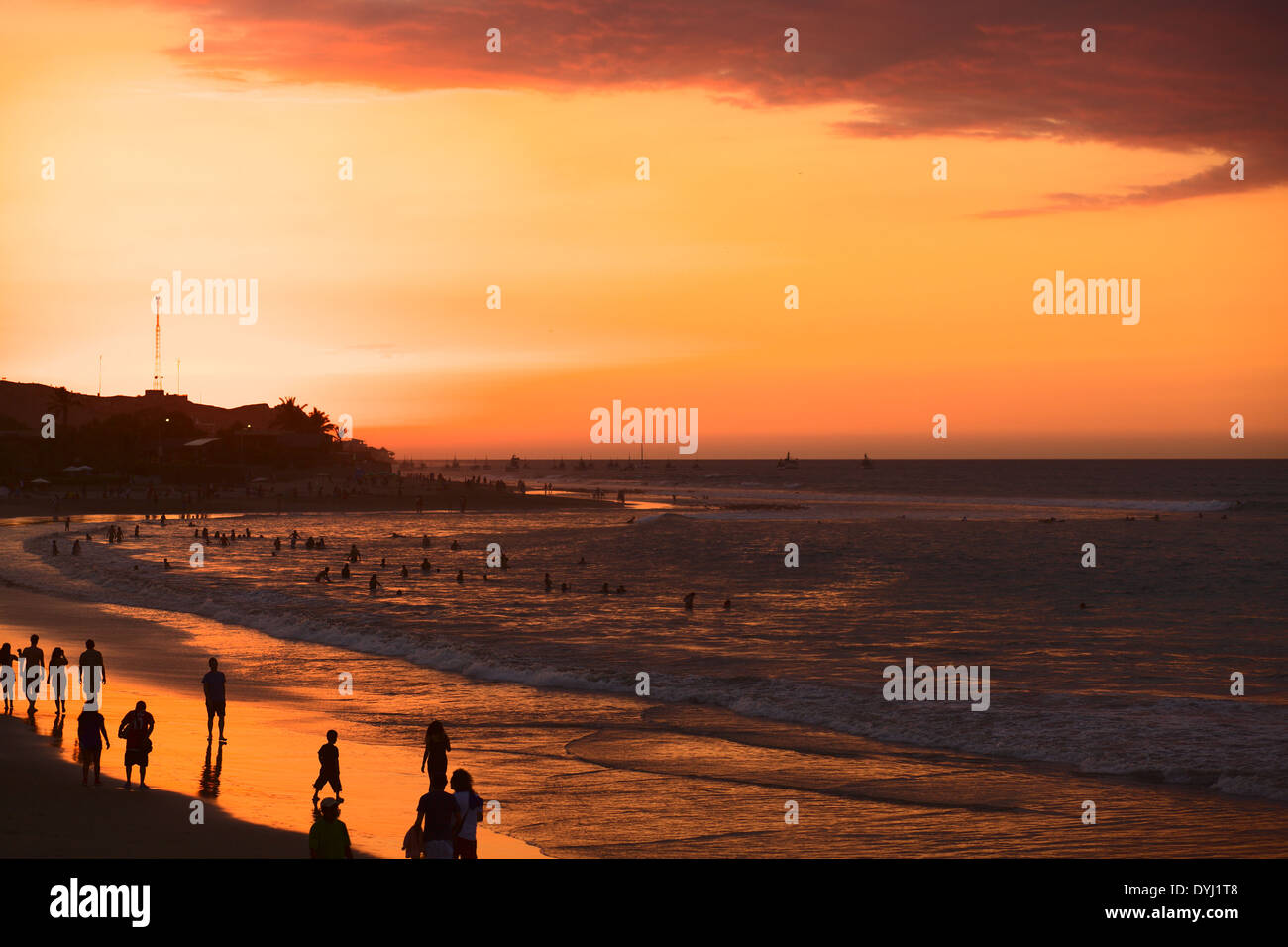 Mancora beach peru hi-res stock photography and images - Alamy