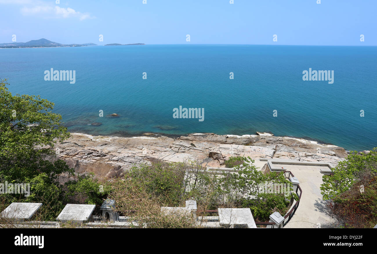 Deep blue sea view hi-res stock photography and images - Alamy