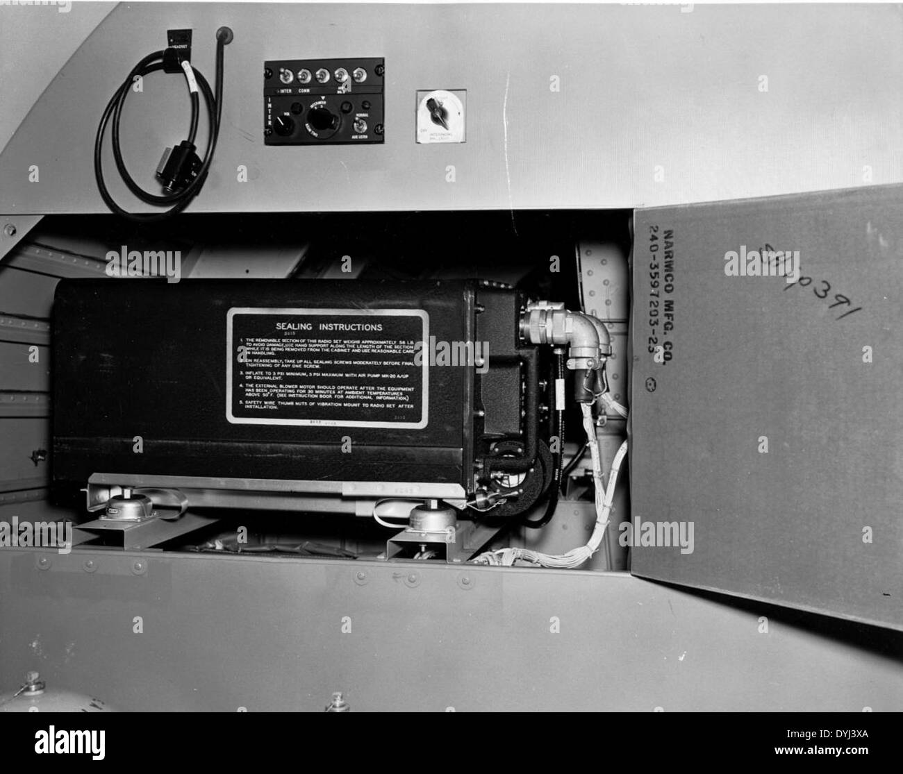 U s air force radio Black and White Stock Photos & Images - Alamy