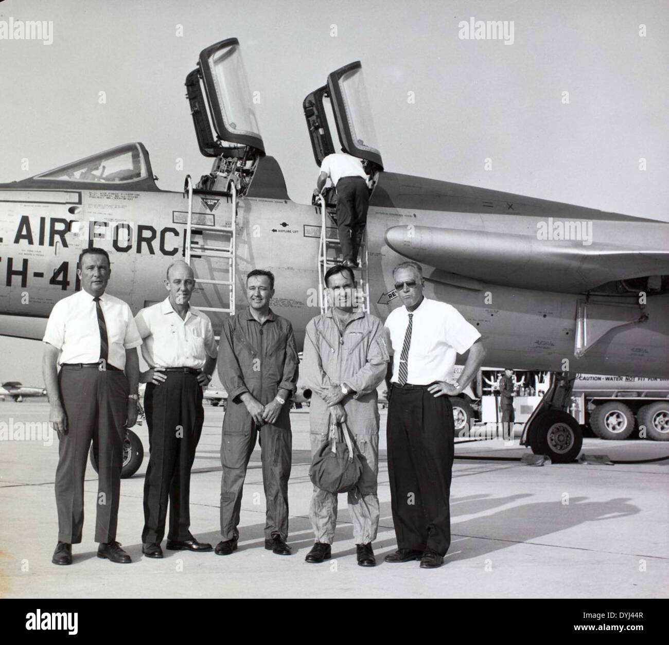 The Republic F-105 Thunderchief was a supersonic jet fighter-bomber ...