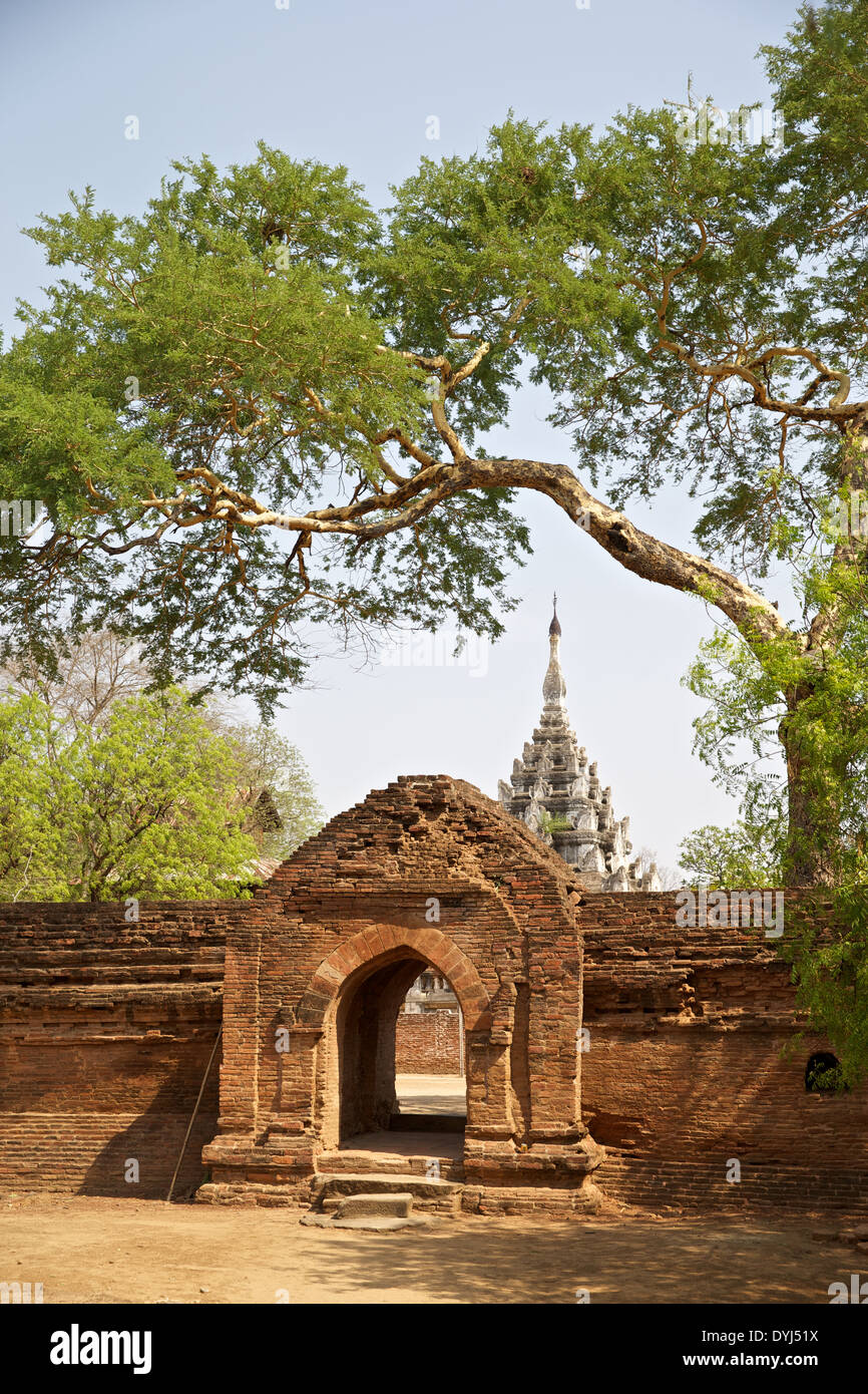 Myanmar Asia holiday traditional historic Burma Stock Photo - Alamy