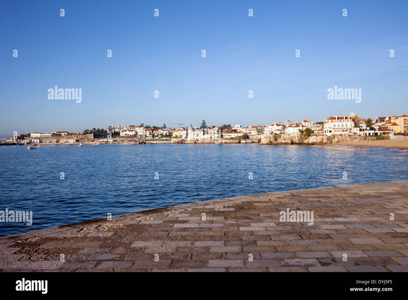 Promenade along the Atlantic Ocean bay on a sunny day in Cascais ...