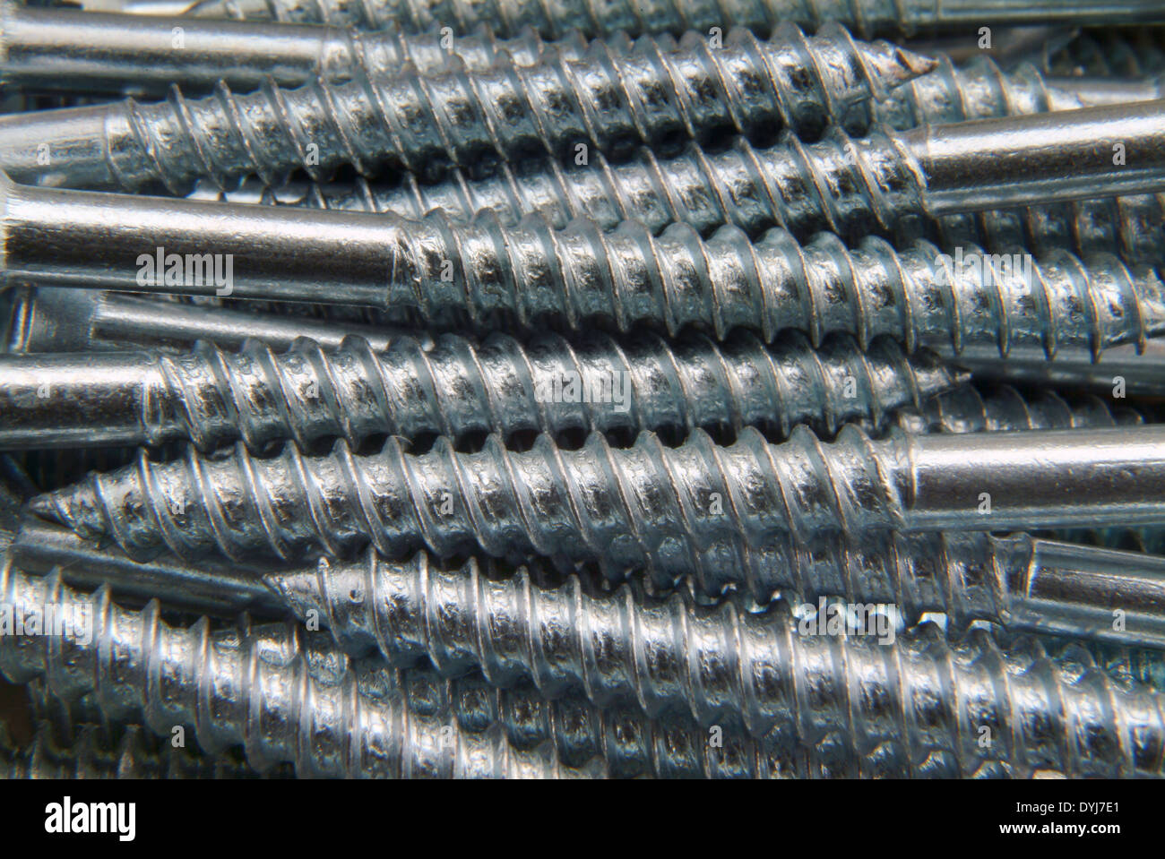 Single thread wood screws Stock Photo - Alamy