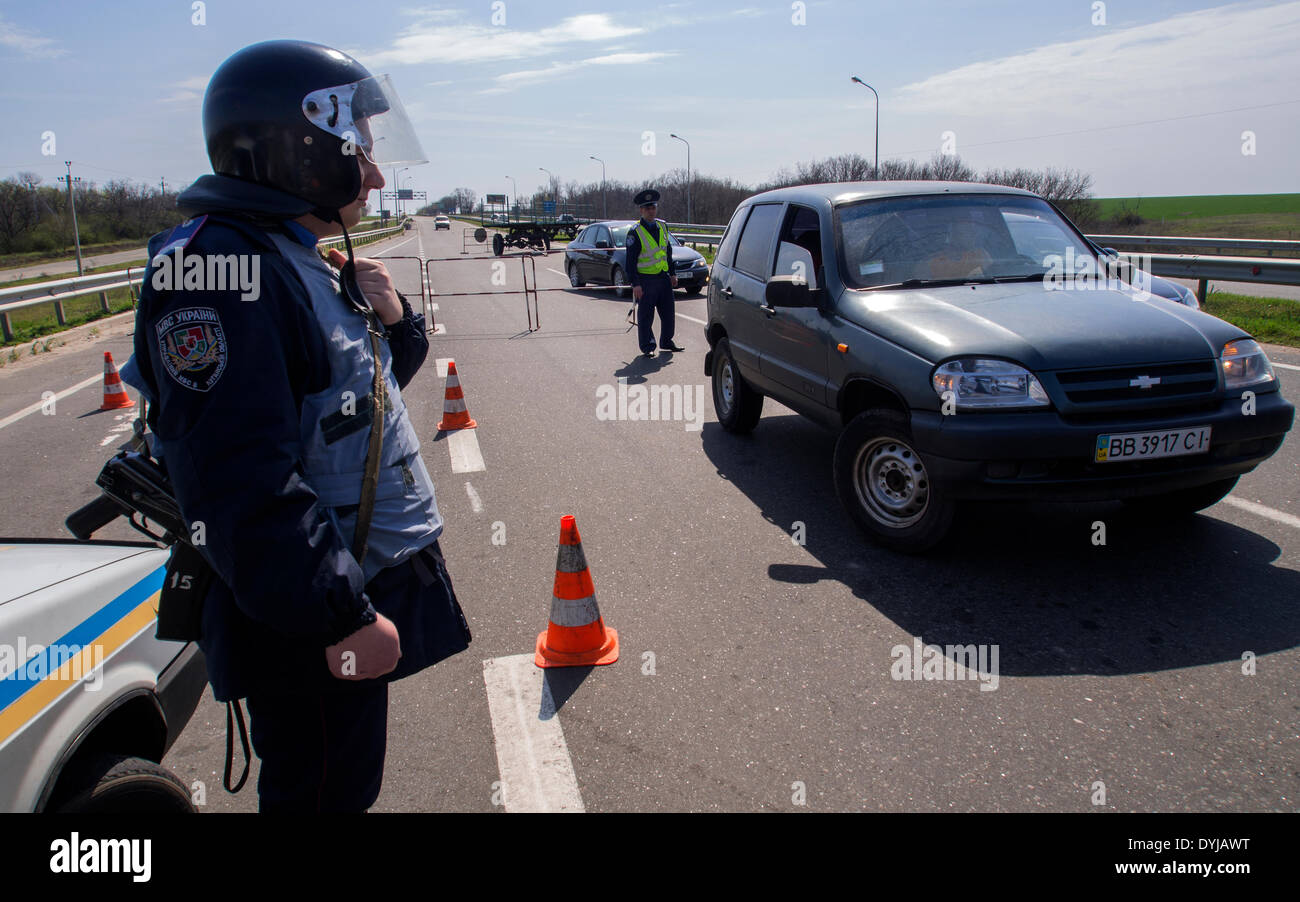Lugansk, Ukraine. 19th April 2014. Polliceman on Traffic regulation ...