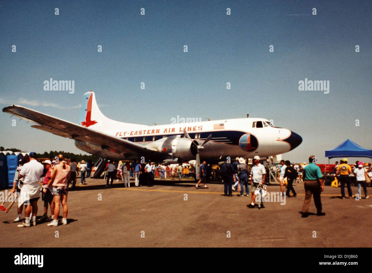 Airliners 1940s hi-res stock photography and images - Alamy