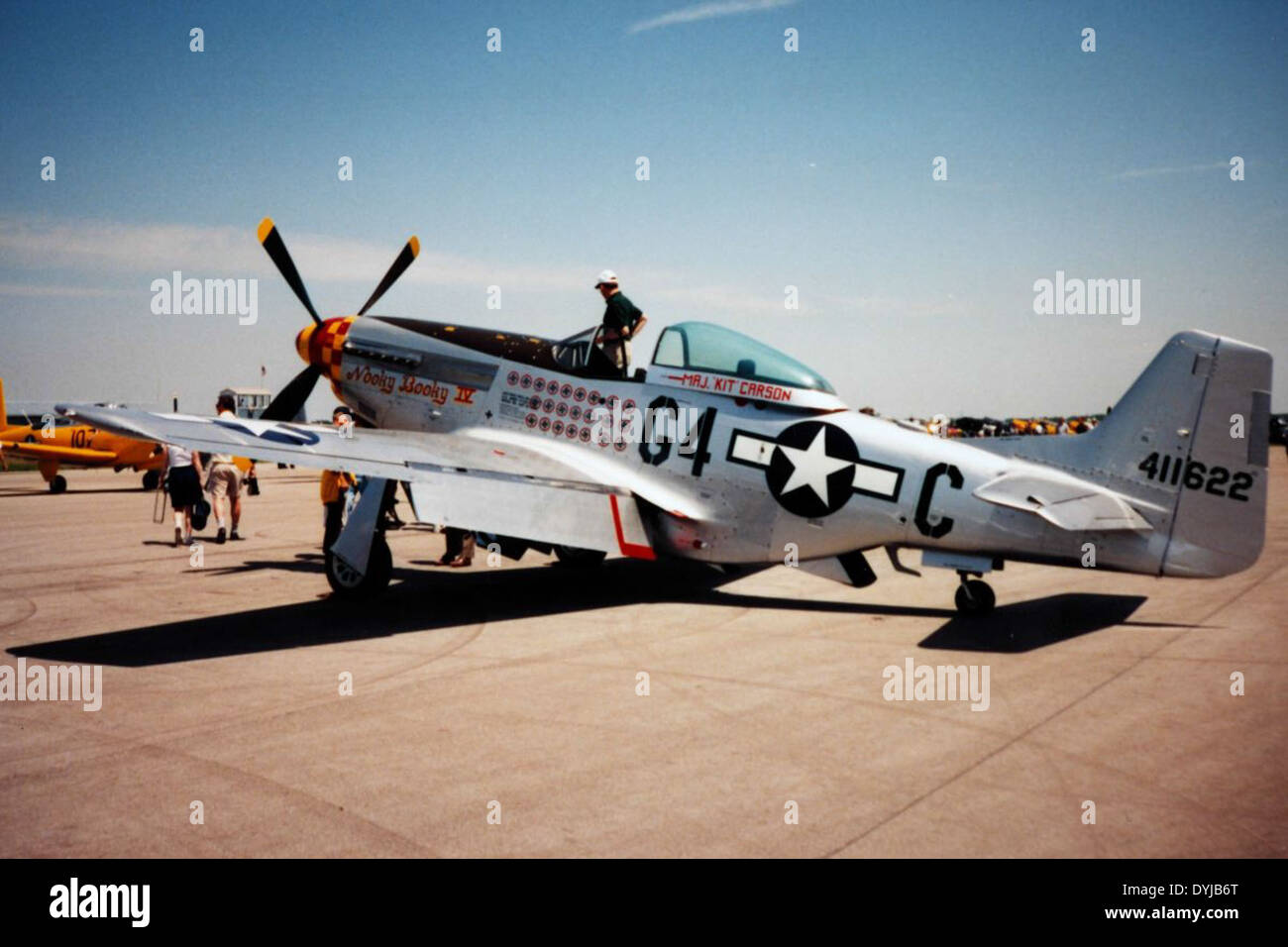 North american p 51 hi-res stock photography and images - Alamy