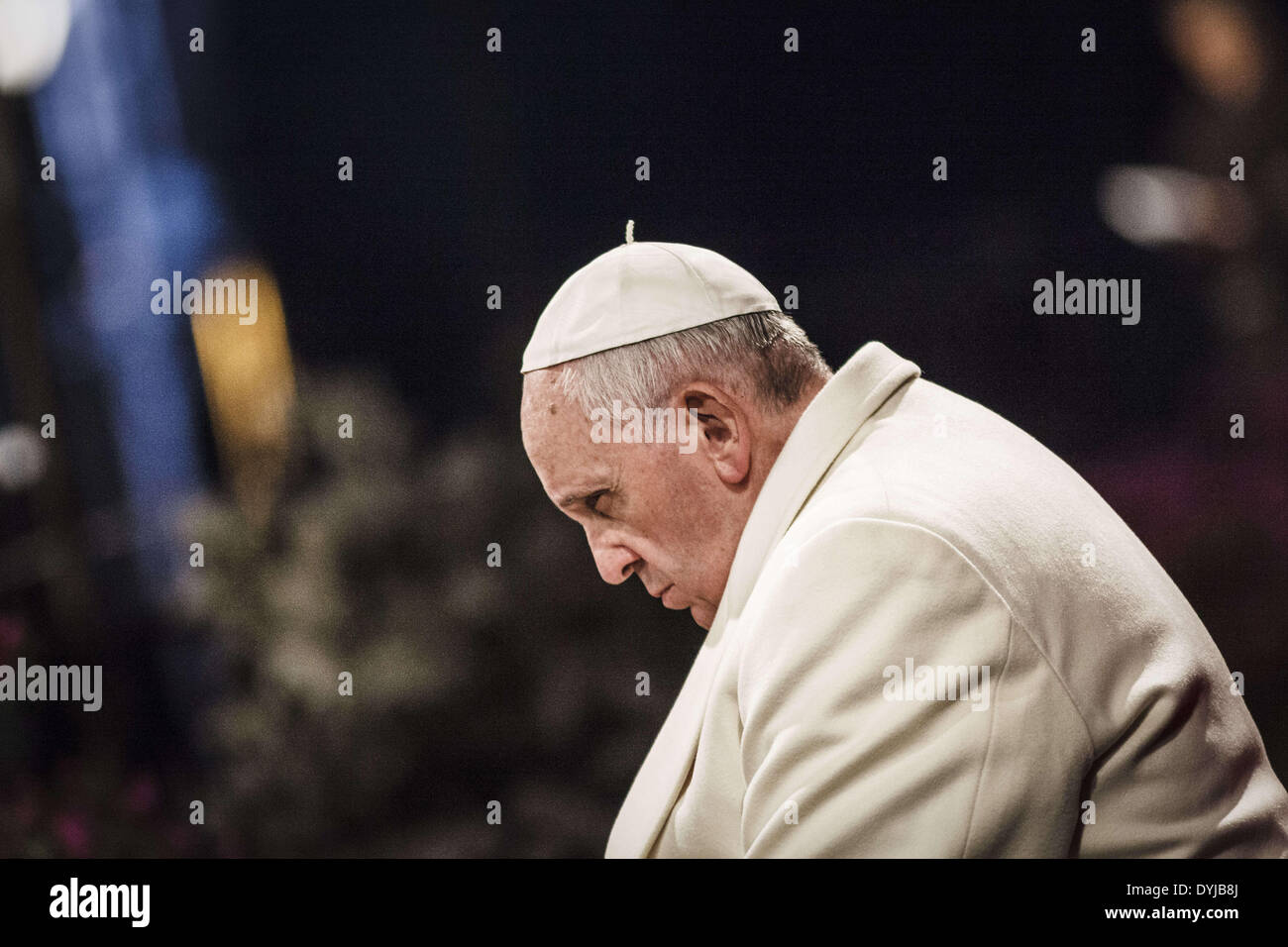 Jesus Christ 14 Stations Of The Cross High Resolution Stock Photography ...