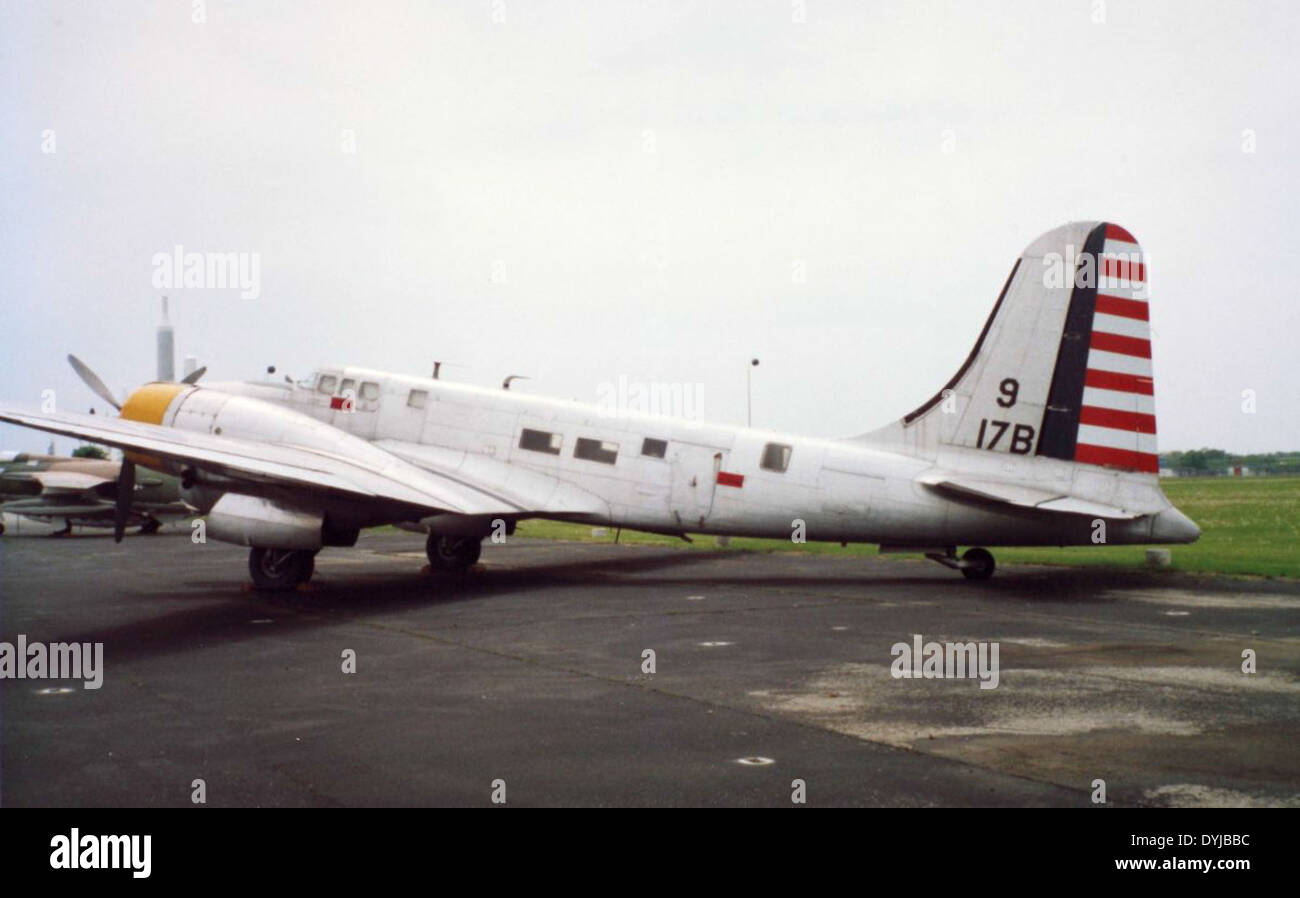 Douglas b 23 dragon hi-res stock photography and images - Alamy