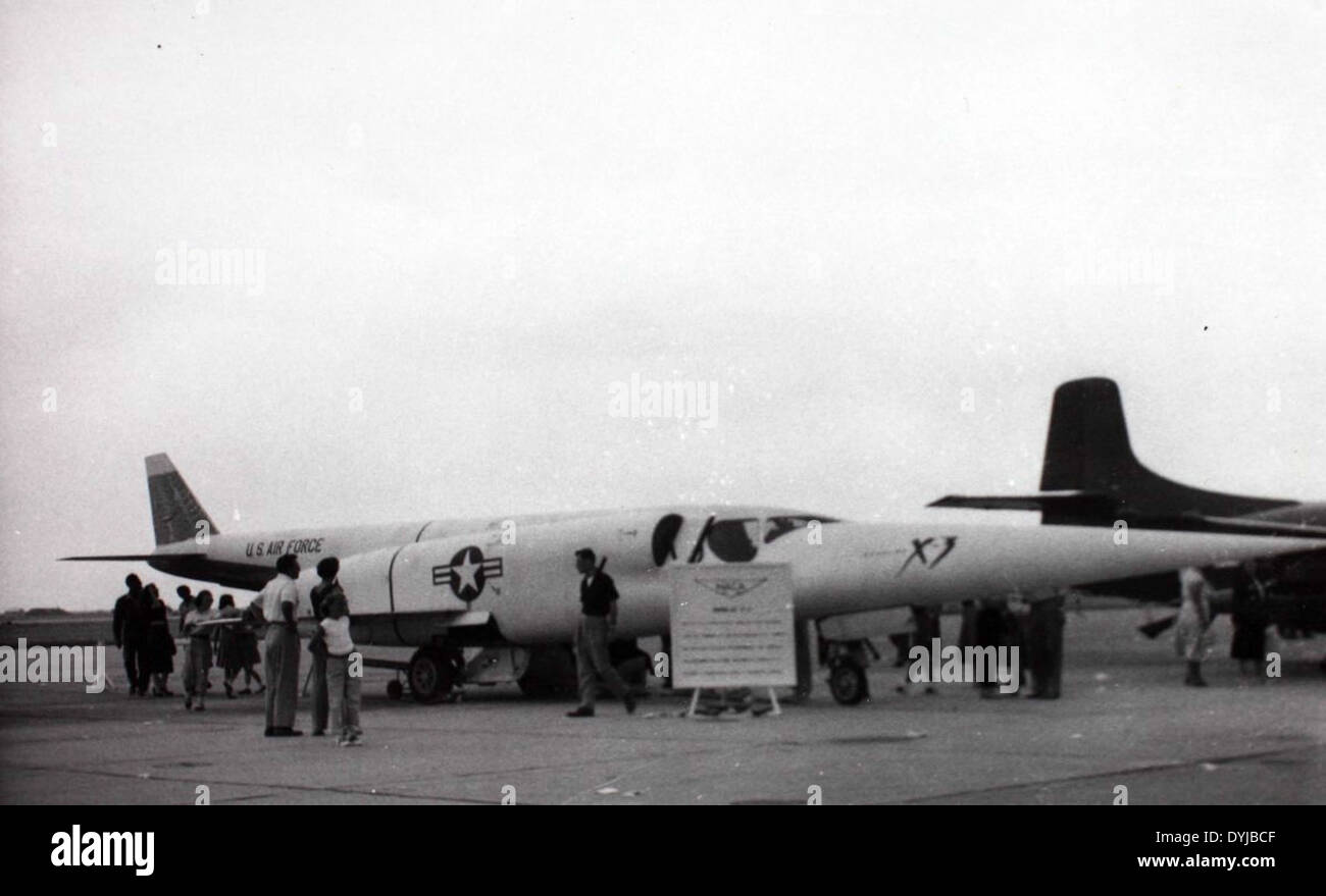 X 3 stiletto research aircraft hi-res stock photography and images - Alamy