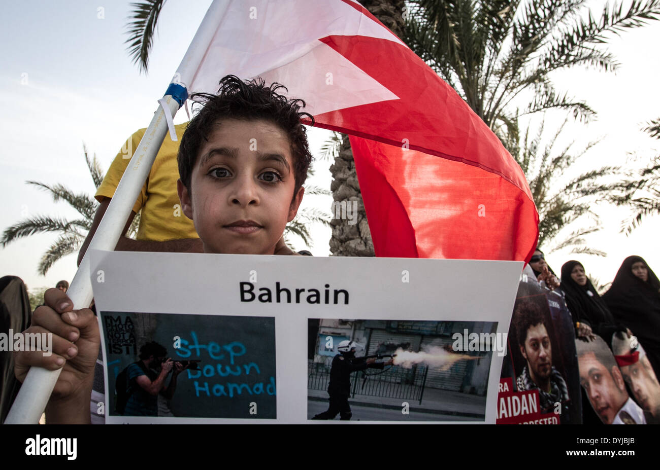 Aali. 18th Apr, 2014. Aali, Bahrain - thousands attended to opposition ...