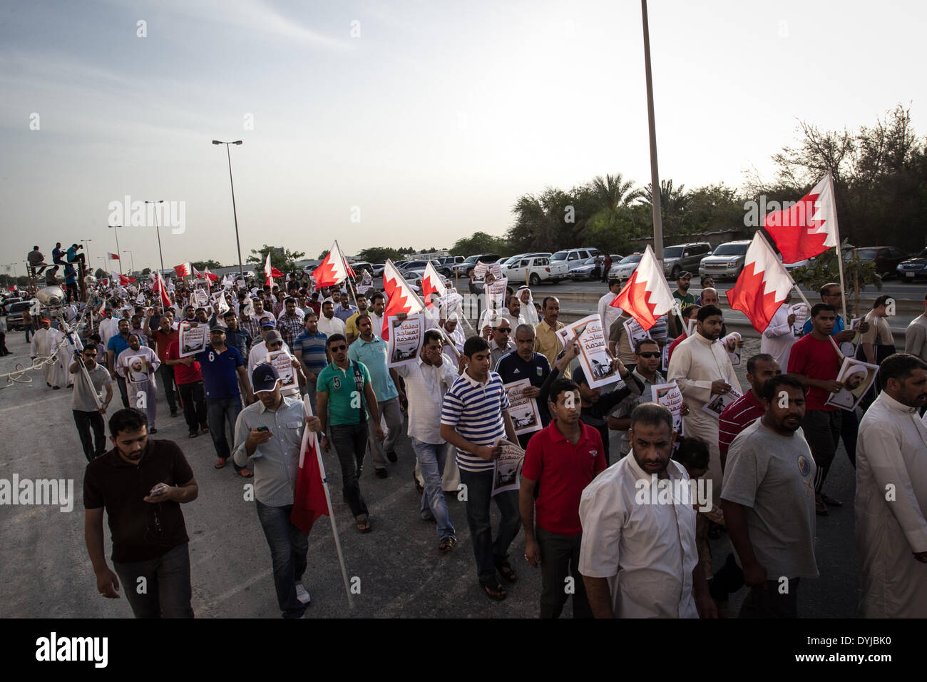 Aali. 18th Apr, 2014. Aali, Bahrain - thousands attended to opposition ...