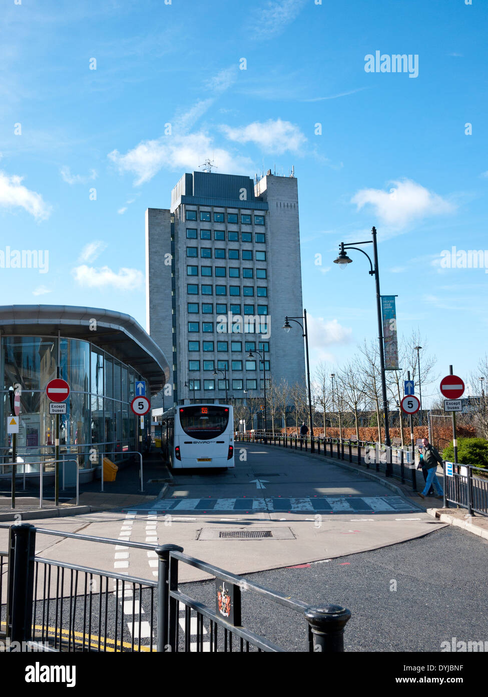Oldham Bus Station, Cheapside,Oldham,Greater Manchester, UK Stock Photo ...