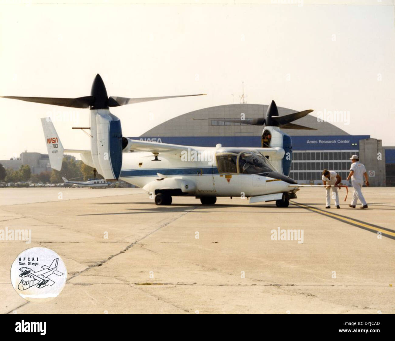Bell xv 15 tilt rotor hi-res stock photography and images - Alamy