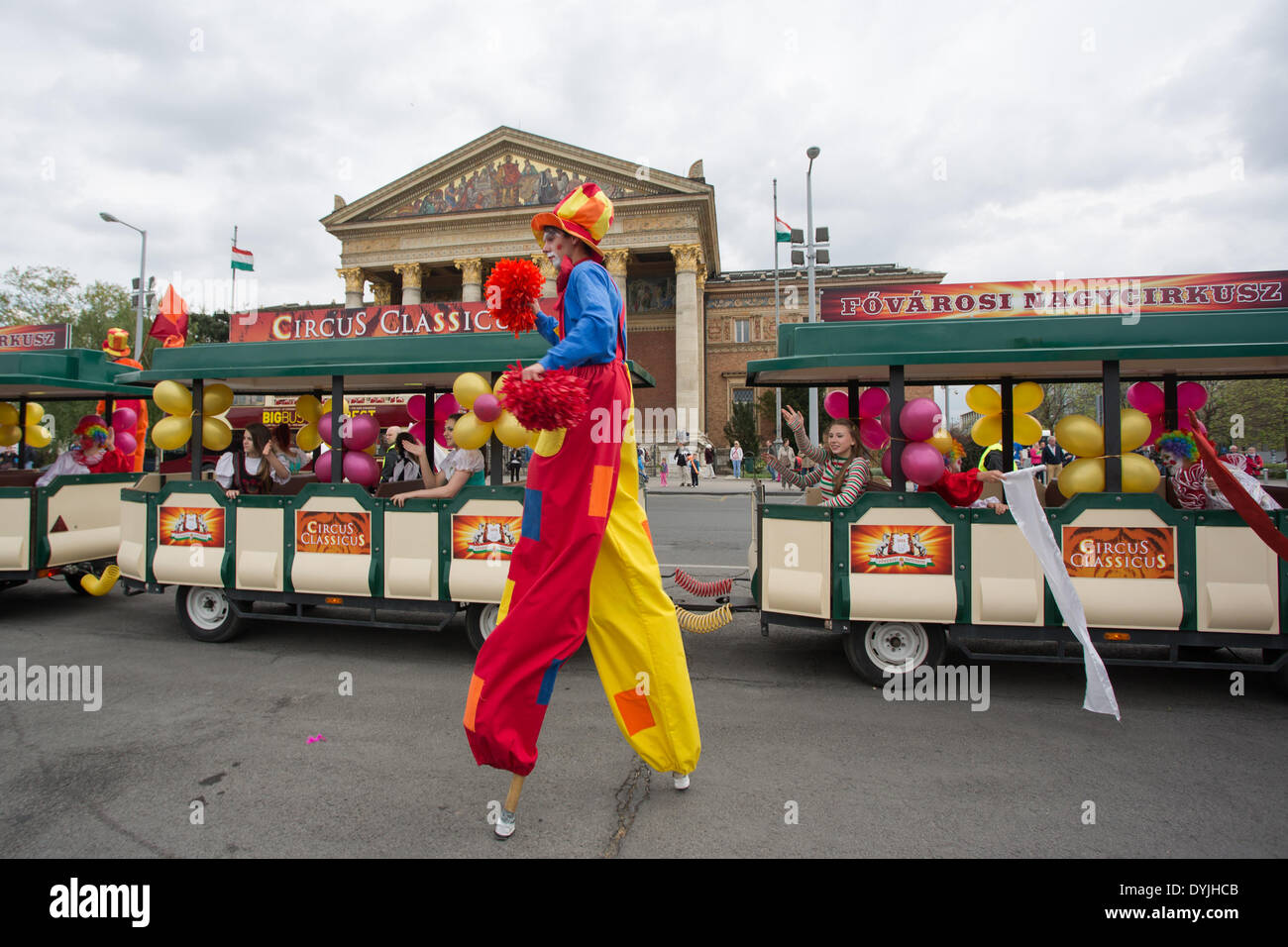 Budapest. 19th Apr, 2014. Budapest Grand Circus organises a parade on ...