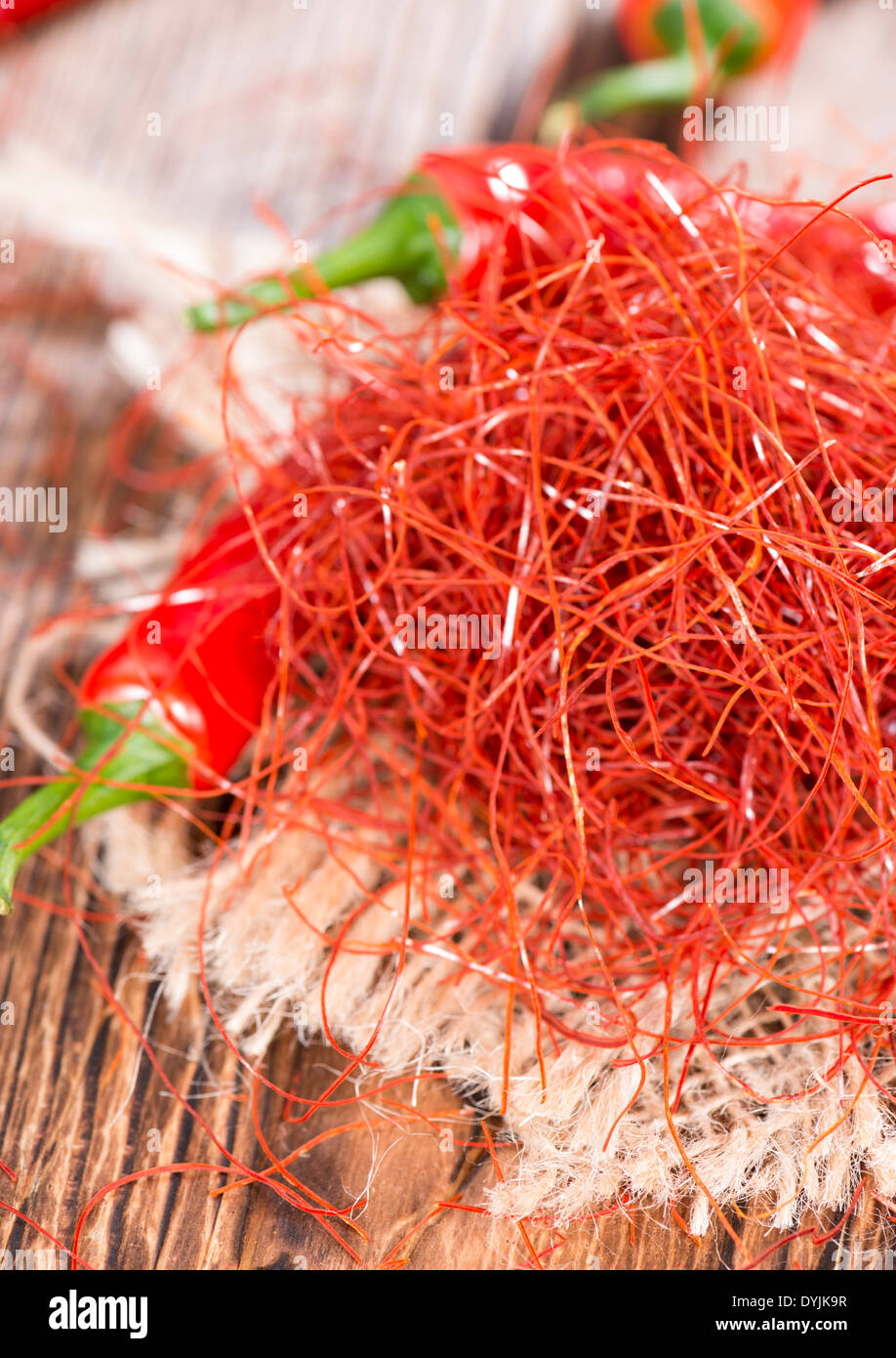 String dried red chili peppers hi-res stock photography and images - Alamy