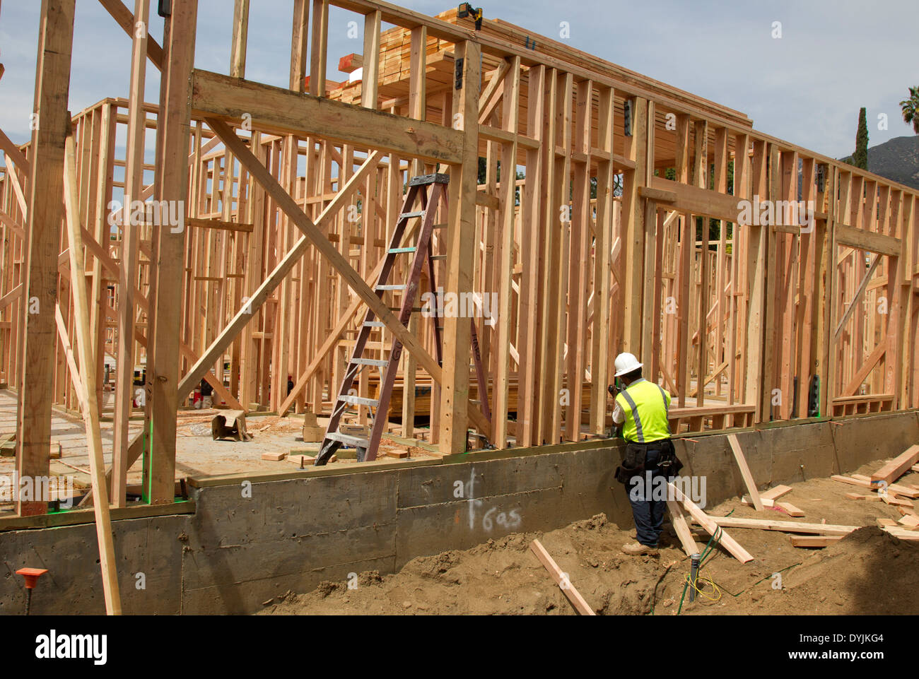 Construction Worker doing Framing Stock Photo - Alamy