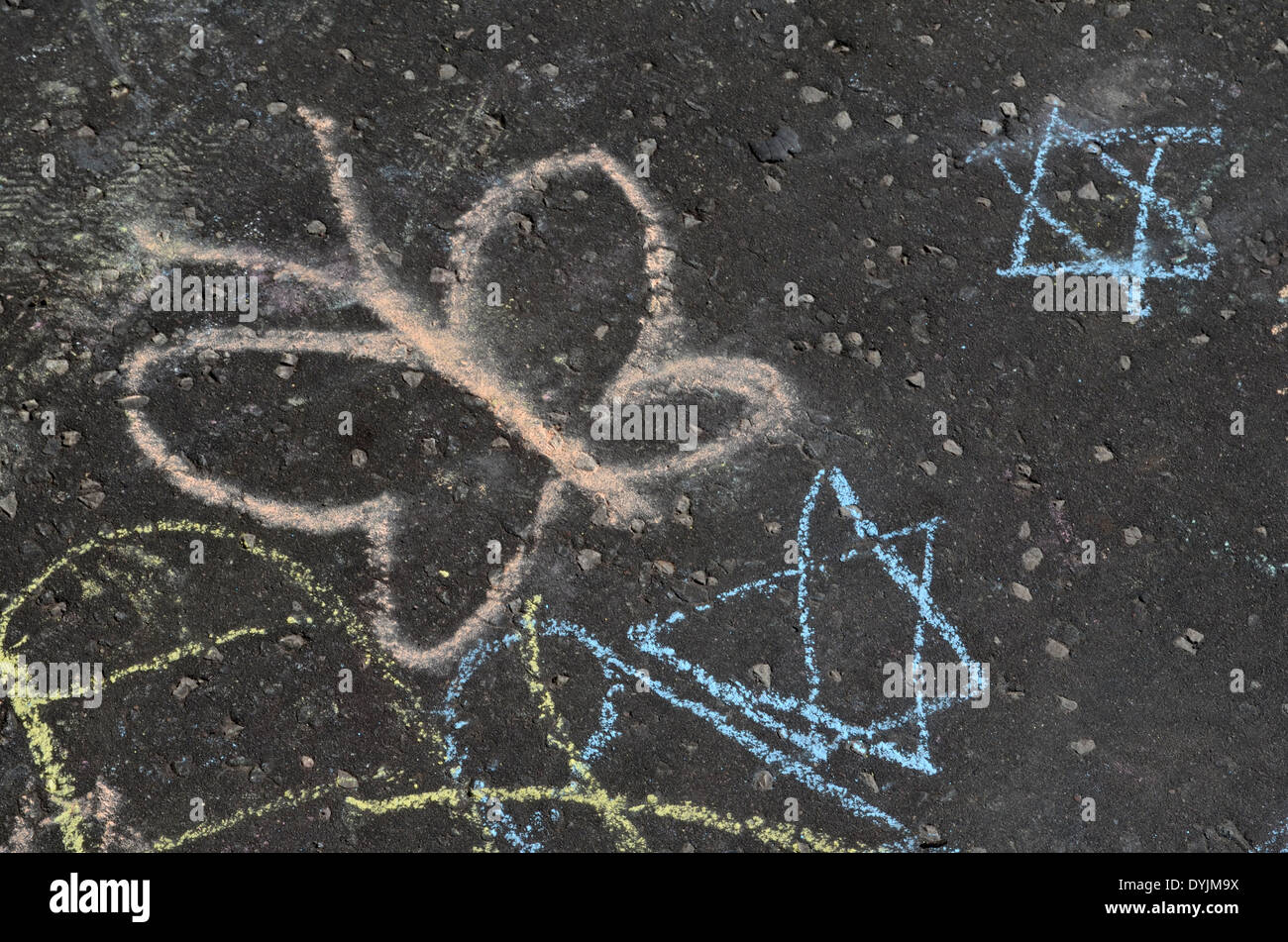 Children's graffiti in chalk on the pavement Stock Photo - Alamy