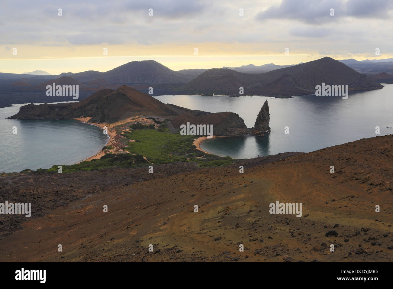 Pinnacle Rock and the volcanic landscape on Bartolome Island, Galapagos ...