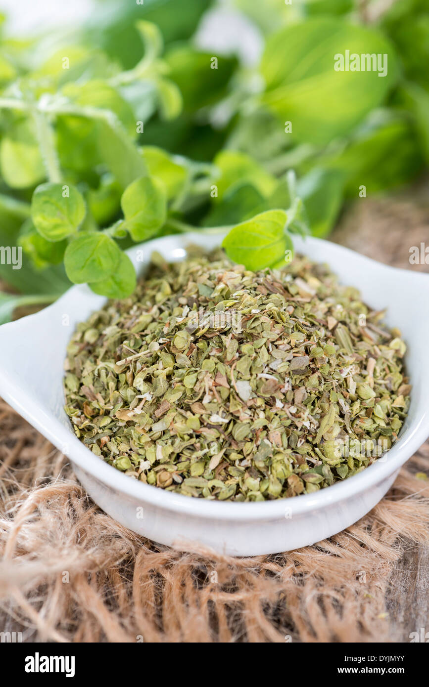 Shredded and dried oregano hi-res stock photography and images - Alamy