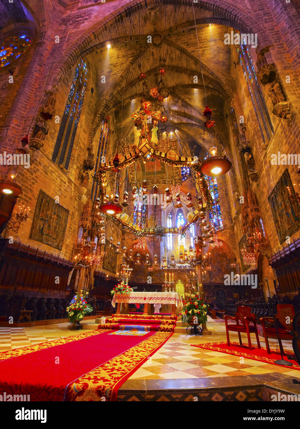 Cathedral palma de mallorca interior hi-res stock photography and ...