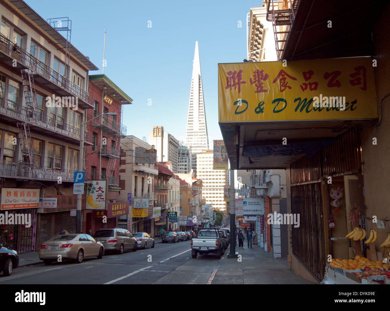Clay street chinatown san francisco hi-res stock photography and images ...