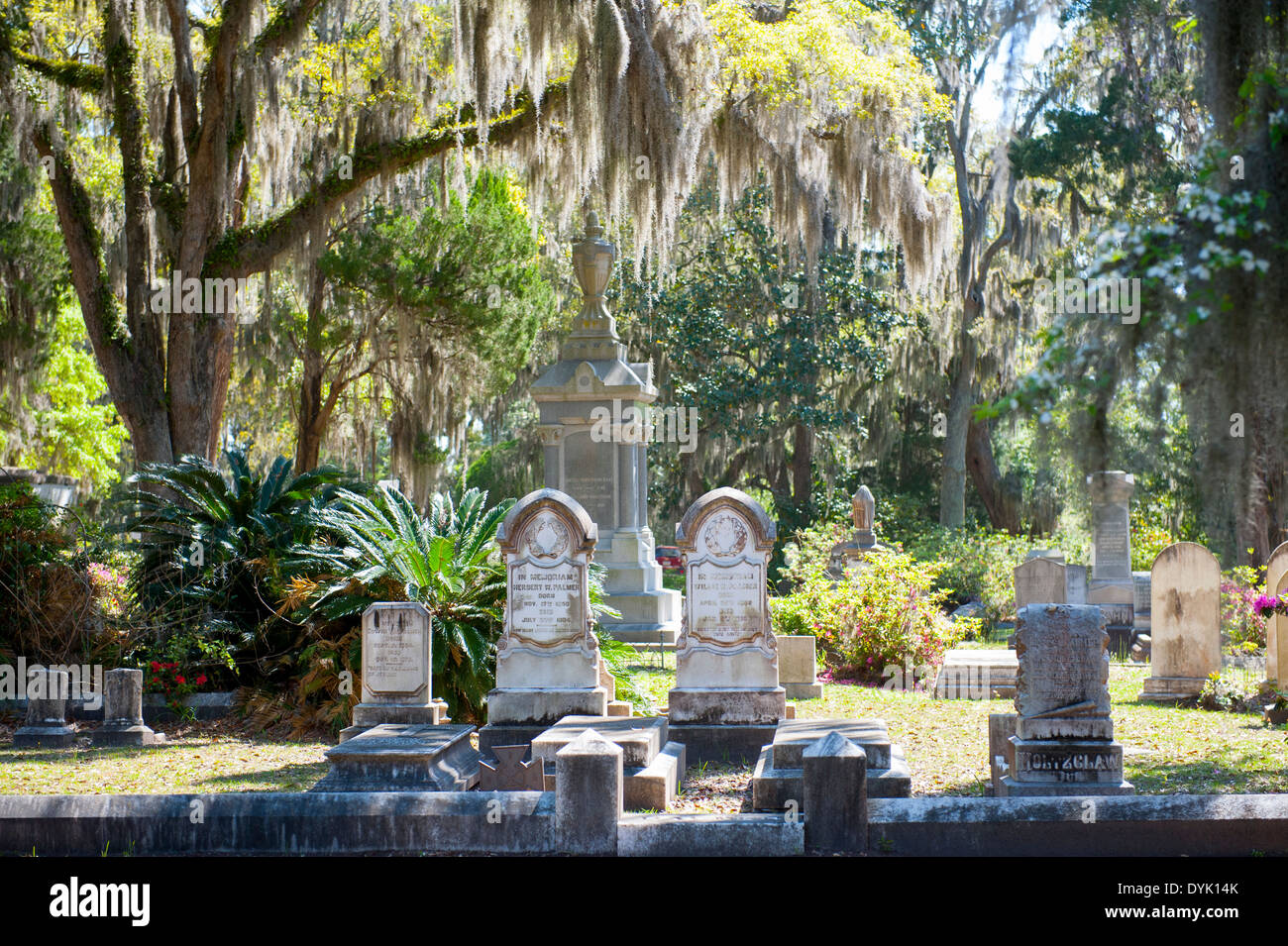 USA Georgia GA Savannah Bonaventure Cemetery historic old burial area ...