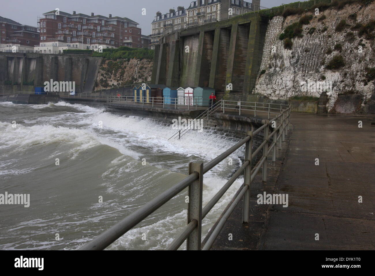 Viking bay seafront broadstairs kent hi-res stock photography and ...