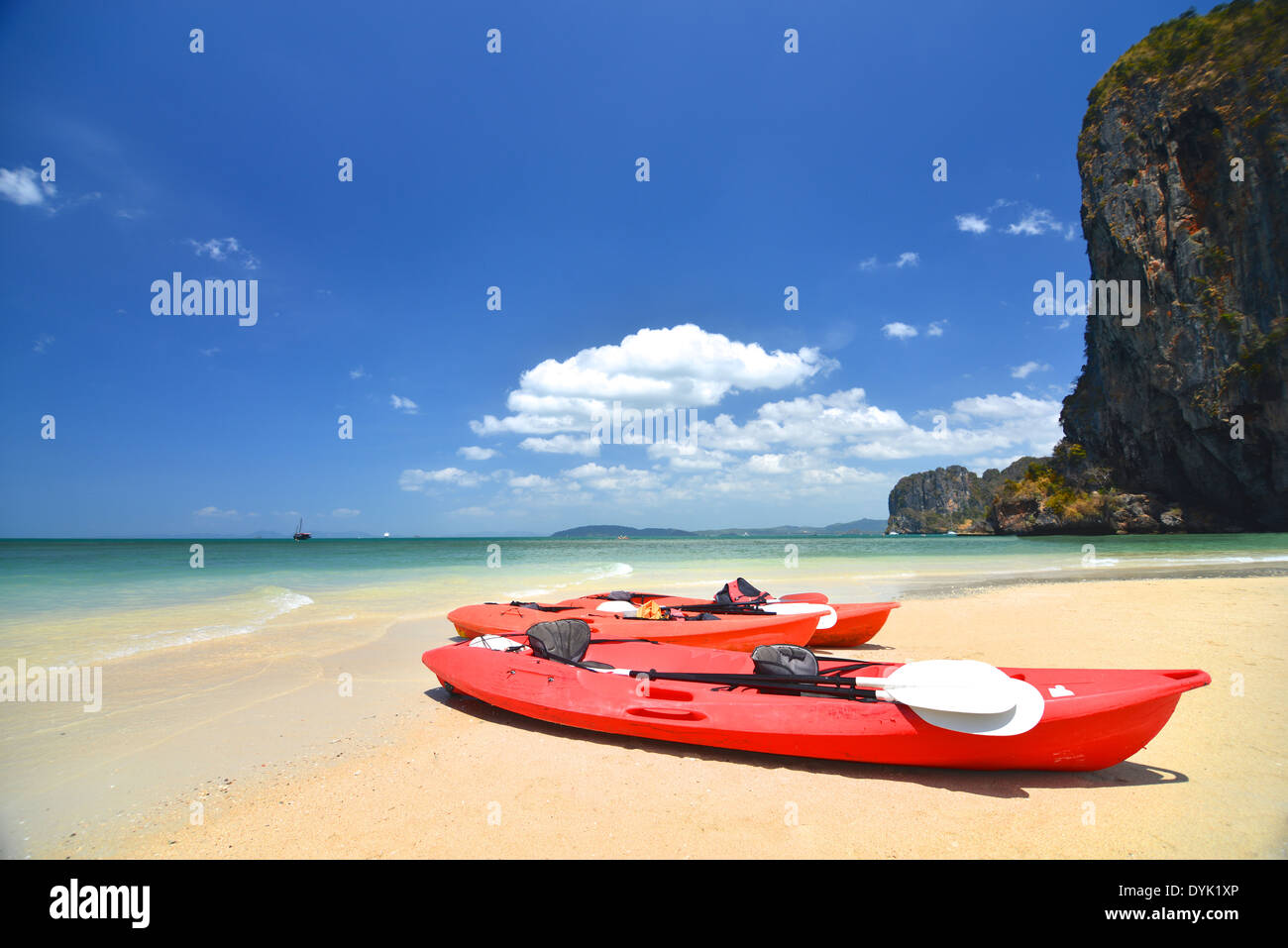 Koh poda beach krabi hi-res stock photography and images - Alamy