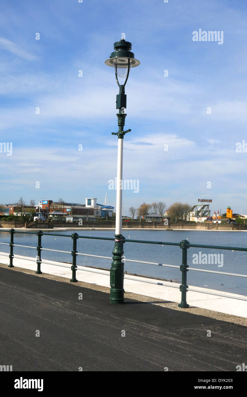 Victorian lamppost hi-res stock photography and images - Alamy