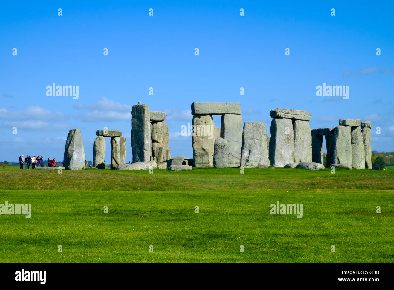 English heritage stonehenge hi-res stock photography and images - Alamy