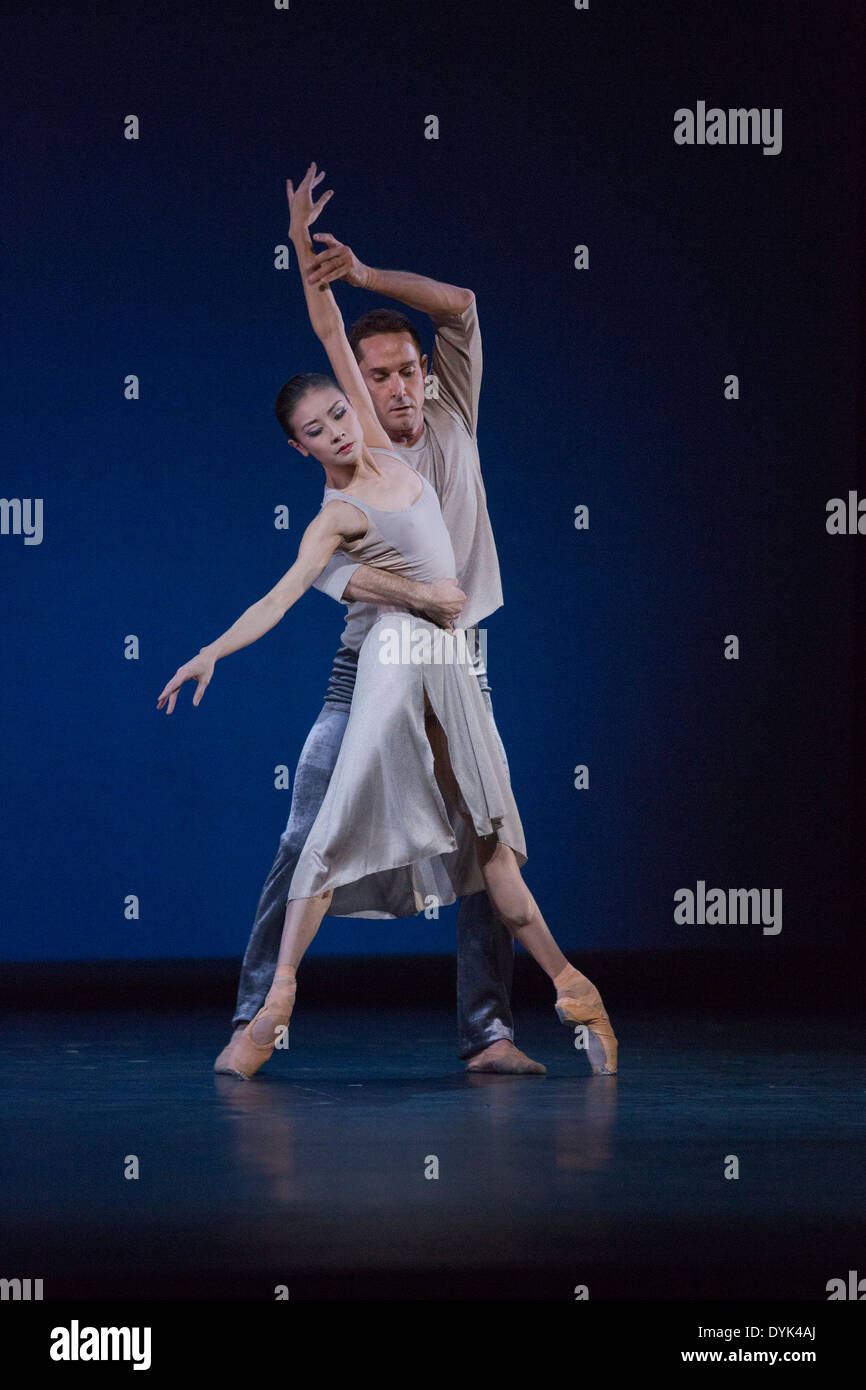 Five Movements, Three Repeats by Christopher Wheeldon, Sadler's Wells ...