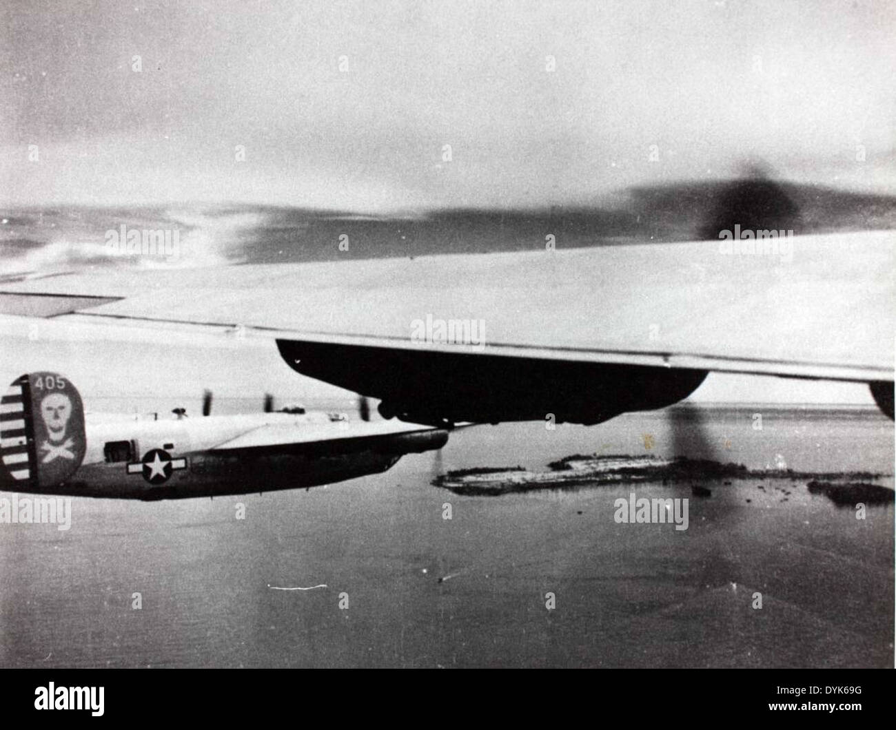 This photo showcases the 90th Bomb Group, also known as the 'Jolly ...