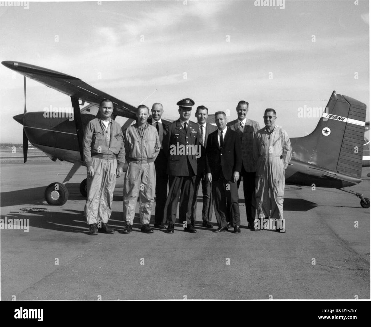 Aircraft cessna 185 hi-res stock photography and images - Alamy